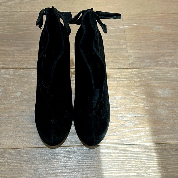 La Fenice Venezia | Shoes | La Fenice Venezia High School Suede Booties ...